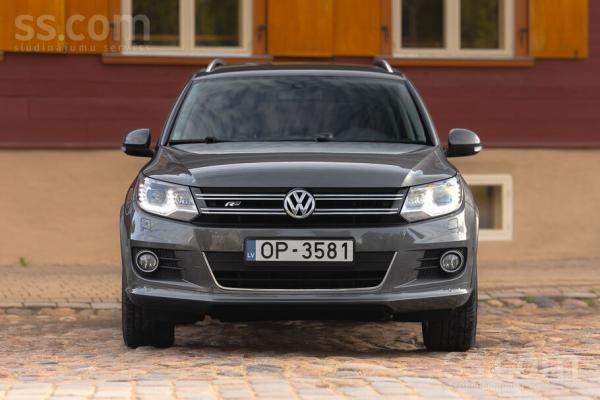 Pelēks Volkswagen Tiguan 2015 Jelgava, ar dzinēja tilpumu 2.00 L un nobraukumu 250 tūkst. km par 10990 €, foto 3 vietnē AUTOMOTO.COM.LV