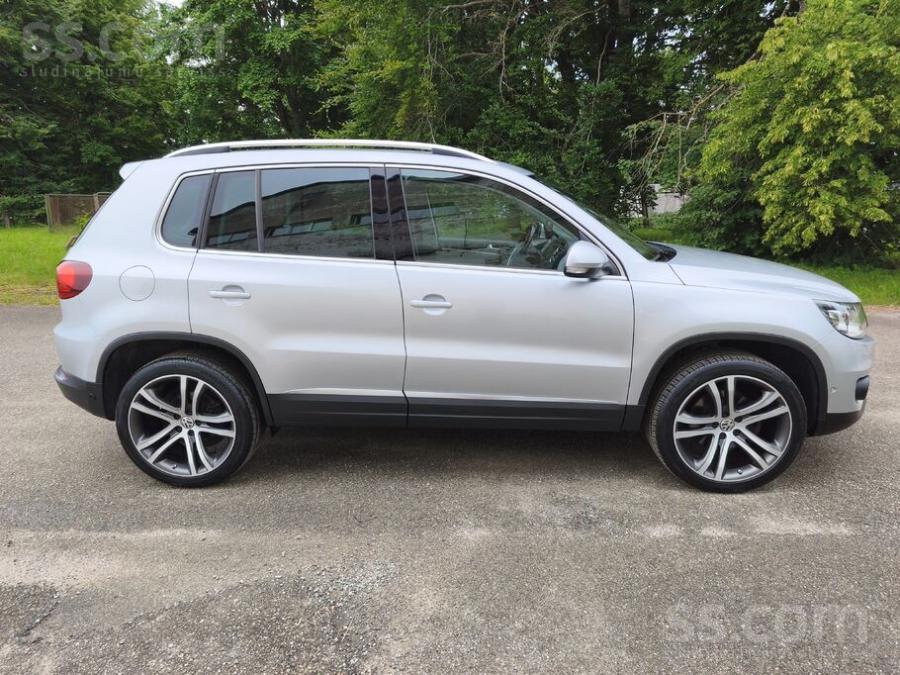 Pelēks Volkswagen Tiguan 2015 Liepāja, ar dzinēja tilpumu 2.00 L un nobraukumu 266 tūkst. km par 12500 €, foto 4 vietnē AUTOMOTO.COM.LV