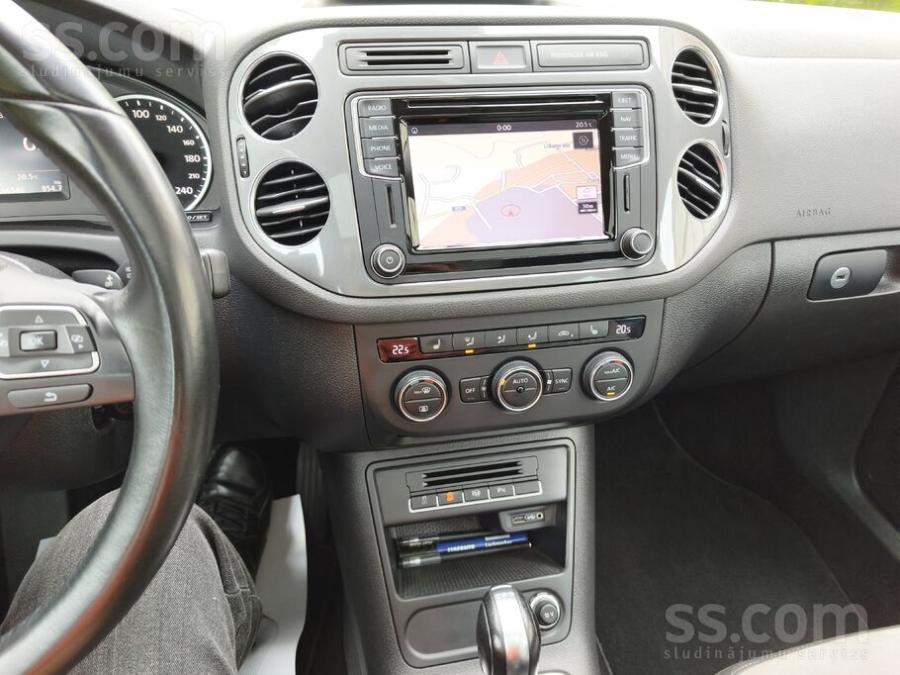 Pelēks Volkswagen Tiguan 2015 Liepāja, ar dzinēja tilpumu 2.00 L un nobraukumu 266 tūkst. km par 12500 €, foto 11 vietnē AUTOMOTO.COM.LV