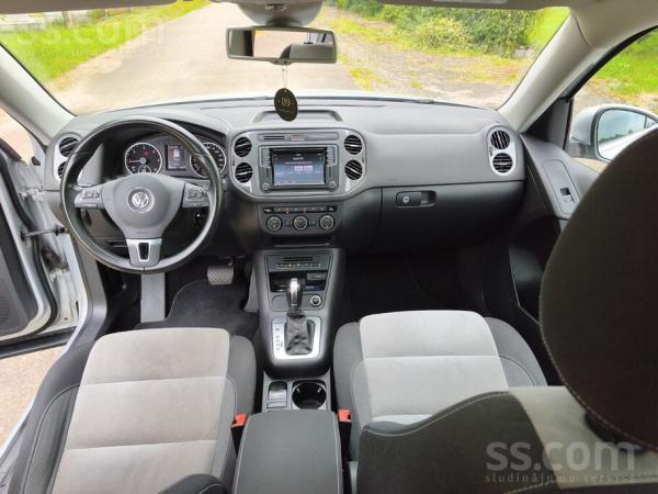 Pelēks Volkswagen Tiguan 2015 Liepāja, ar dzinēja tilpumu 2.00 L un nobraukumu 266 tūkst. km par 12500 €, foto 9 vietnē AUTOMOTO.COM.LV