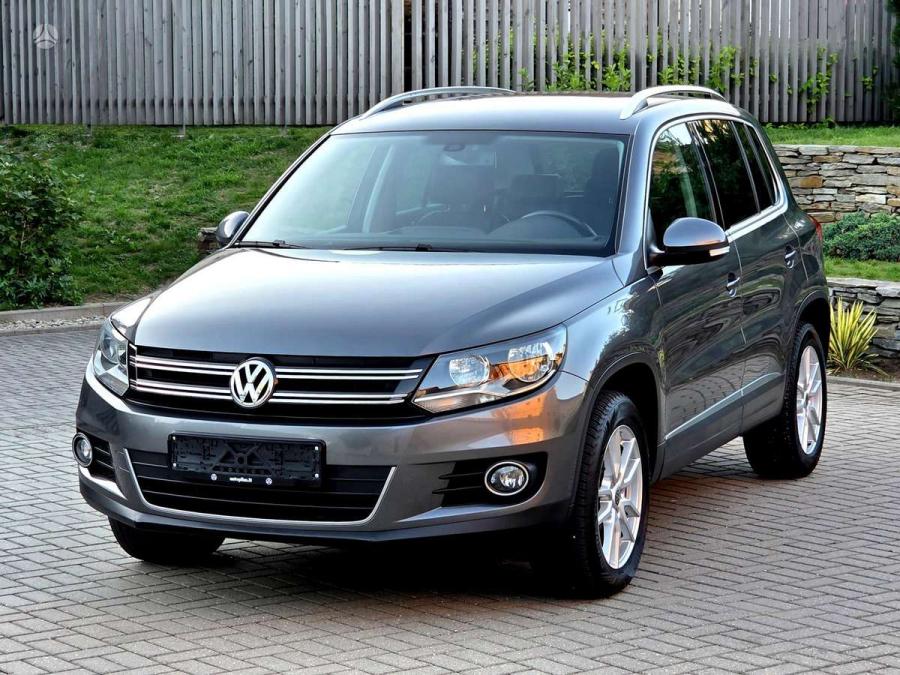 Grey Volkswagen Tiguan 2015 in Kedainiai, with an engine capacity of 1.97 L and mileage of 260 thousand km for 10500 €, photo 5 on AUTOMOTO.COM.LV