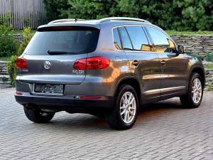 Grey Volkswagen Tiguan 2015 in Kedainiai, with an engine capacity of 1.97 L and mileage of 260 thousand km for 10500 €, photo 10 on AUTOMOTO.COM.LV