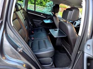 Grey Volkswagen Tiguan 2015 in Kedainiai, with an engine capacity of 1.97 L and mileage of 260 thousand km for 10500 €, photo 22 on AUTOMOTO.COM.LV