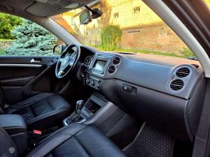 Grey Volkswagen Tiguan 2015 in Kedainiai, with an engine capacity of 1.97 L and mileage of 260 thousand km for 10500 €, photo 27 on AUTOMOTO.COM.LV