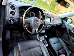 Grey Volkswagen Tiguan 2015 in Kedainiai, with an engine capacity of 1.97 L and mileage of 260 thousand km for 10500 €, photo 33 on AUTOMOTO.COM.LV
