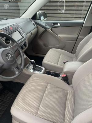Pelēks Volkswagen Tiguan 2015 Klaipėda, ar dzinēja tilpumu 1.98 L un nobraukumu 198 tūkst. km par 7500 €, foto 6 vietnē AUTOMOTO.COM.LV