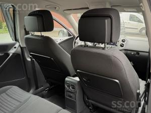 Grey Volkswagen Tiguan 2015 in Valmiera, with an engine capacity of 2.00 L and mileage of 334 thousand km for 7500 €, photo 17 on AUTOMOTO.COM.LV