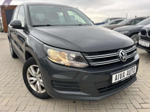 Pelēks Volkswagen Tiguan 2015 Kauņa, ar dzinēja tilpumu 1.40 L un nobraukumu 230 tūkst. km par 7999 €, foto 5 vietnē AUTOMOTO.COM.LV
