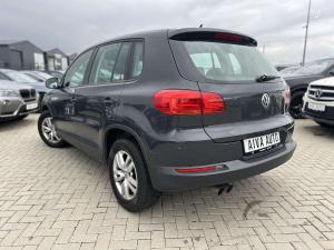 Pelēks Volkswagen Tiguan 2015 Kauņa, ar dzinēja tilpumu 1.40 L un nobraukumu 230 tūkst. km par 7999 €, foto 14 vietnē AUTOMOTO.COM.LV