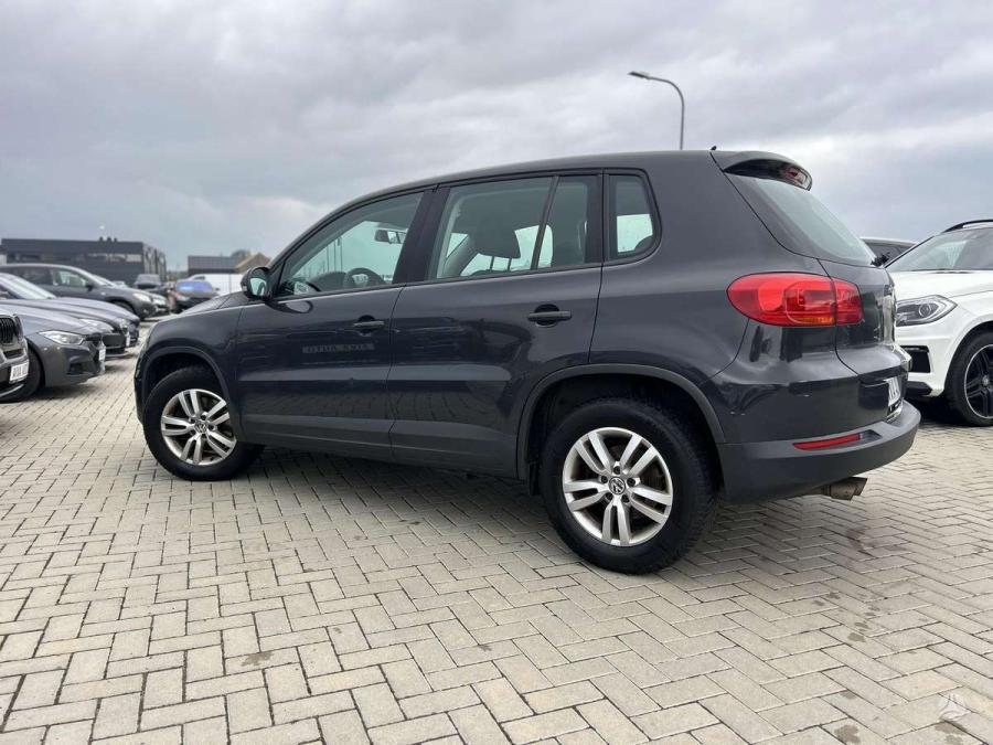 Pelēks Volkswagen Tiguan 2015 Kauņa, ar dzinēja tilpumu 1.40 L un nobraukumu 230 tūkst. km par 7999 €, foto 15 vietnē AUTOMOTO.COM.LV