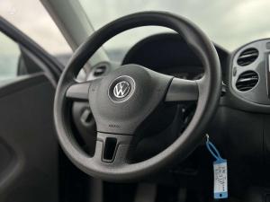 Pelēks Volkswagen Tiguan 2015 Kauņa, ar dzinēja tilpumu 1.40 L un nobraukumu 230 tūkst. km par 7999 €, foto 21 vietnē AUTOMOTO.COM.LV