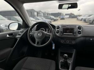 Pelēks Volkswagen Tiguan 2015 Kauņa, ar dzinēja tilpumu 1.40 L un nobraukumu 230 tūkst. km par 7999 €, foto 28 vietnē AUTOMOTO.COM.LV