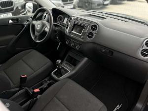Pelēks Volkswagen Tiguan 2015 Kauņa, ar dzinēja tilpumu 1.40 L un nobraukumu 230 tūkst. km par 7999 €, foto 32 vietnē AUTOMOTO.COM.LV