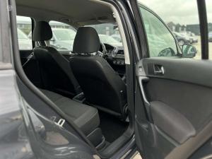 Pelēks Volkswagen Tiguan 2015 Kauņa, ar dzinēja tilpumu 1.40 L un nobraukumu 230 tūkst. km par 7999 €, foto 35 vietnē AUTOMOTO.COM.LV