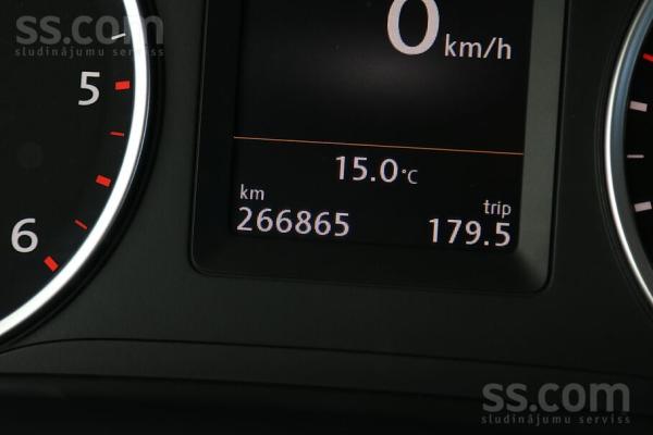Grey Volkswagen Tiguan 2015 in Kuldiga, with an engine capacity of 2.00 L and mileage of 267 thousand km for 11950 €, photo 11 on AUTOMOTO.COM.LV