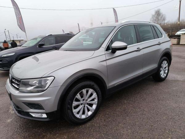 Pelēks Volkswagen Tiguan 2016 Panevēža, ar dzinēja tilpumu 1.97 L un nobraukumu 211 tūkst. km par 13800 €, foto 2 vietnē AUTOMOTO.COM.LV