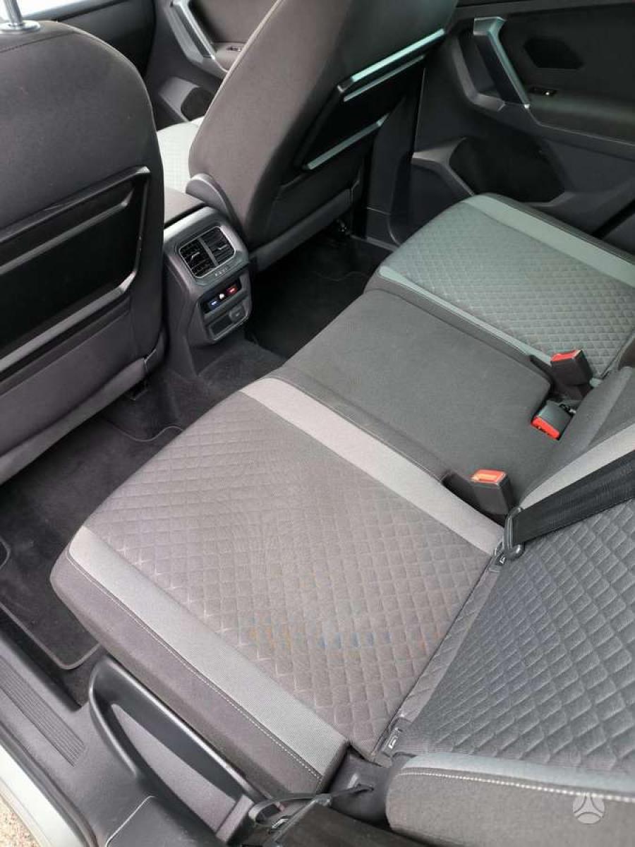 Grey Volkswagen Tiguan 2016 in Panevezys, with an engine capacity of 1.97 L and mileage of 211 thousand km for 13800 €, photo 15 on AUTOMOTO.COM.LV