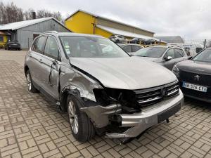 Pelēks Volkswagen Tiguan 2016 Kauņa, ar dzinēja tilpumu 1.97 L un nobraukumu 124 tūkst. km par 9200 €, foto 2 vietnē AUTOMOTO.COM.LV
