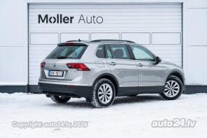 Grey Volkswagen Tiguan 2016 in Riga, with an engine capacity of 1.40 L and mileage of 129 thousand km for 15800 €, photo 3 on AUTOMOTO.COM.LV
