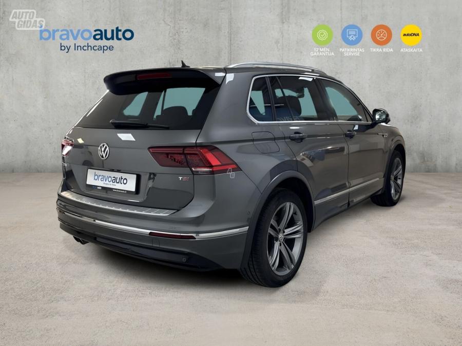 Pelēks Volkswagen Tiguan 2016 Viļņa, ar dzinēja tilpumu 1.50 L un nobraukumu 141 tūkst. km par 19990 €, foto 5 vietnē AUTOMOTO.COM.LV