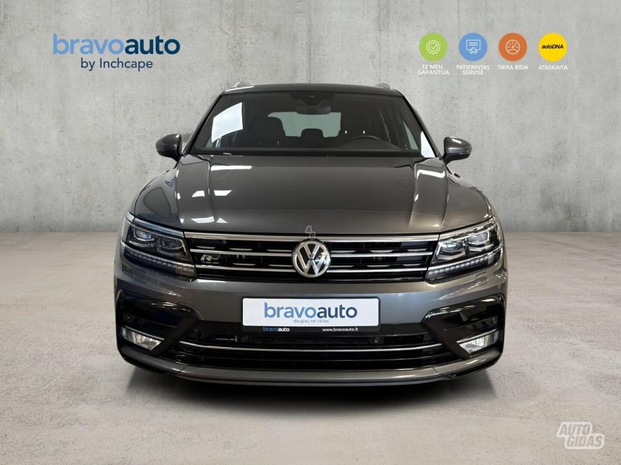 Pelēks Volkswagen Tiguan 2016 Viļņa, ar dzinēja tilpumu 1.50 L un nobraukumu 141 tūkst. km par 19990 €, foto 7 vietnē AUTOMOTO.COM.LV
