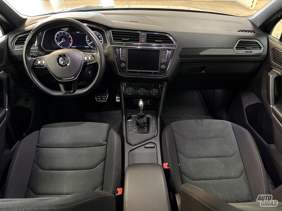 Pelēks Volkswagen Tiguan 2016 Viļņa, ar dzinēja tilpumu 1.50 L un nobraukumu 141 tūkst. km par 19990 €, foto 12 vietnē AUTOMOTO.COM.LV