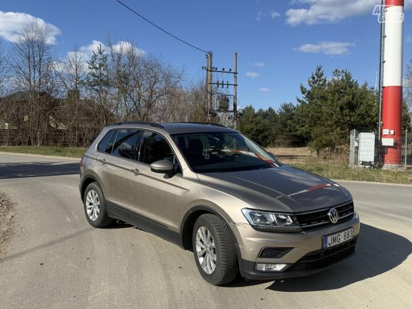 Pelēks Volkswagen Tiguan 2016 Viļņa, ar dzinēja tilpumu 2.00 L un nobraukumu 216 tūkst. km par 12400 €, foto 3 vietnē AUTOMOTO.COM.LV