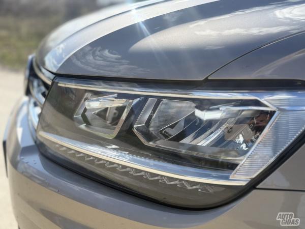 Pelēks Volkswagen Tiguan 2016 Viļņa, ar dzinēja tilpumu 2.00 L un nobraukumu 216 tūkst. km par 12400 €, foto 9 vietnē AUTOMOTO.COM.LV