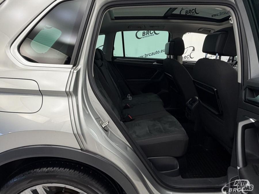Pelēks Volkswagen Tiguan 2016 Avižieniai, ar dzinēja tilpumu 2.00 L un nobraukumu 223 tūkst. km par 15900 €, foto 10 vietnē AUTOMOTO.COM.LV