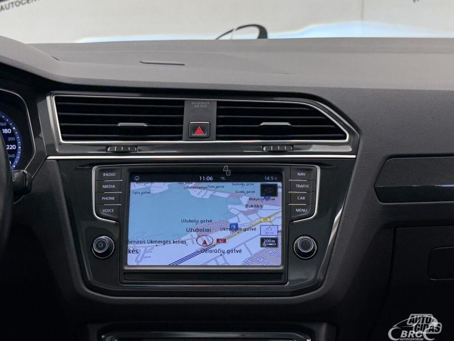 Pelēks Volkswagen Tiguan 2016 Avižieniai, ar dzinēja tilpumu 2.00 L un nobraukumu 223 tūkst. km par 15900 €, foto 17 vietnē AUTOMOTO.COM.LV