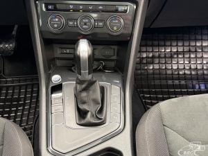 Pelēks Volkswagen Tiguan 2016 Avižieniai, ar dzinēja tilpumu 2.00 L un nobraukumu 223 tūkst. km par 15900 €, foto 18 vietnē AUTOMOTO.COM.LV