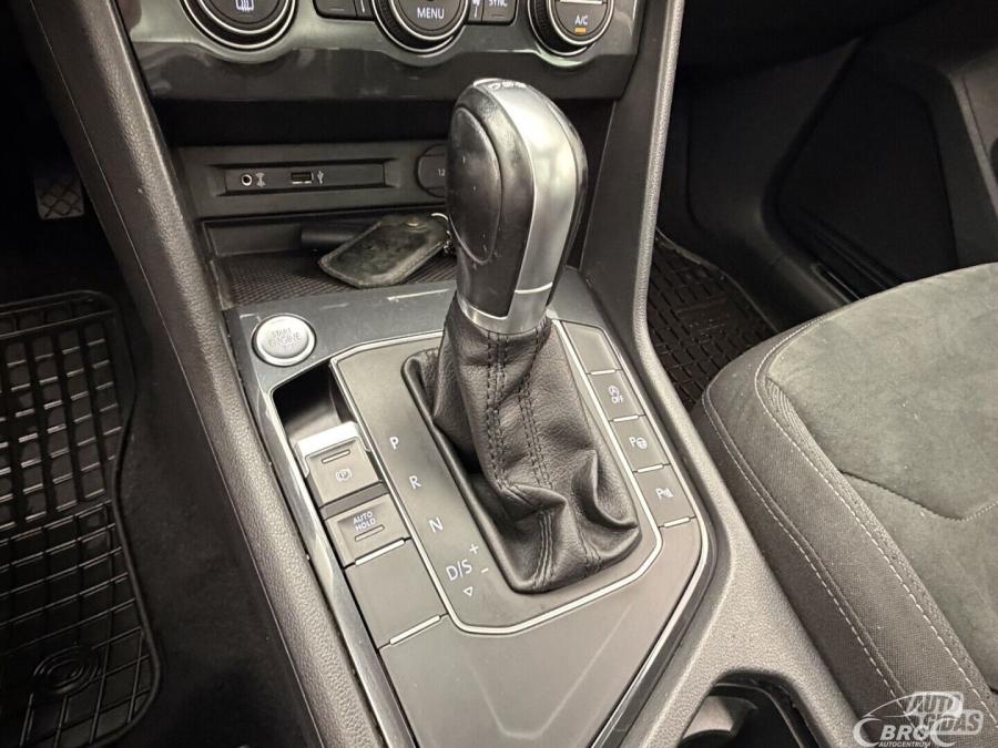 Pelēks Volkswagen Tiguan 2016 Avižieniai, ar dzinēja tilpumu 2.00 L un nobraukumu 223 tūkst. km par 15900 €, foto 34 vietnē AUTOMOTO.COM.LV