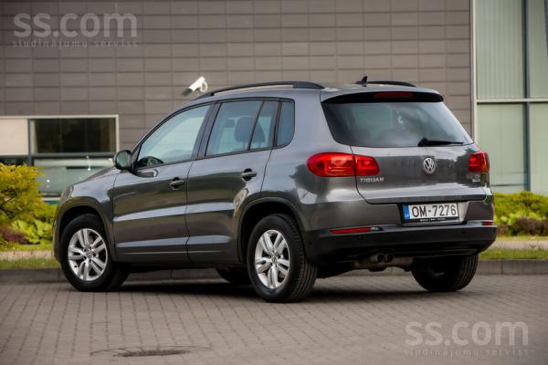 Grey Volkswagen Tiguan 2016 in Jelgava, with an engine capacity of 1.40 L and mileage of 0 thousand km for 9990 €, photo 7 on AUTOMOTO.COM.LV