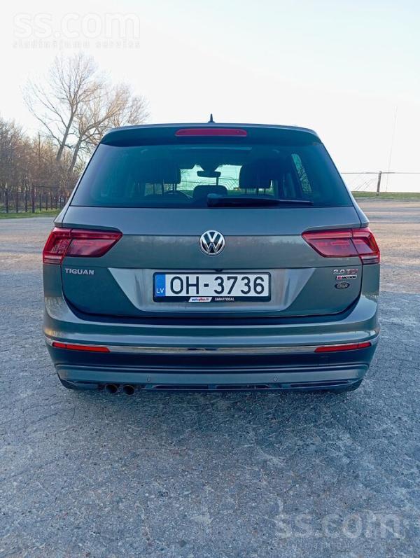 Серый Фольксваген Тигуан 2016 в Лиепая, объемом двигателя 2.00 л и пробегом 217 тыс. км за 15750 €, фото 4 на AUTOMOTO.COM.LV