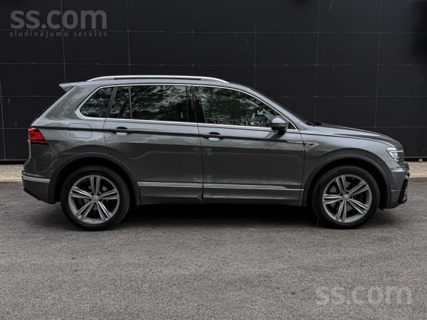 Pelēks Volkswagen Tiguan 2016 Jelgava, ar dzinēja tilpumu 2.00 L un nobraukumu 200 tūkst. km par 17300 €, foto 4 vietnē AUTOMOTO.COM.LV