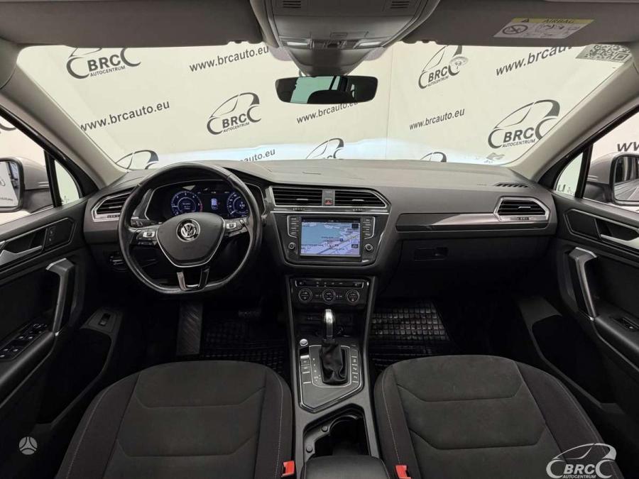 Grey Volkswagen Tiguan 2016 in Vilnius, with an engine capacity of 1.97 L and mileage of 223 thousand km for 15450 €, photo 5 on AUTOMOTO.COM.LV