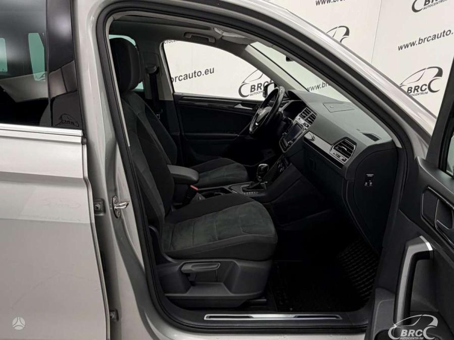Grey Volkswagen Tiguan 2016 in Vilnius, with an engine capacity of 1.97 L and mileage of 223 thousand km for 15450 €, photo 6 on AUTOMOTO.COM.LV