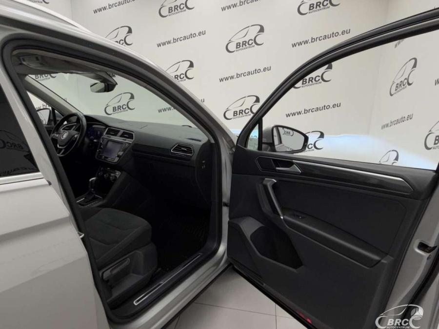 Grey Volkswagen Tiguan 2016 in Vilnius, with an engine capacity of 1.97 L and mileage of 223 thousand km for 15450 €, photo 10 on AUTOMOTO.COM.LV