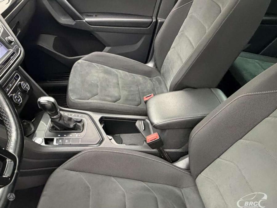 Grey Volkswagen Tiguan 2016 in Vilnius, with an engine capacity of 1.97 L and mileage of 223 thousand km for 15450 €, photo 26 on AUTOMOTO.COM.LV