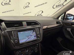 Grey Volkswagen Tiguan 2016 in Vilnius, with an engine capacity of 1.97 L and mileage of 223 thousand km for 15450 €, photo 29 on AUTOMOTO.COM.LV