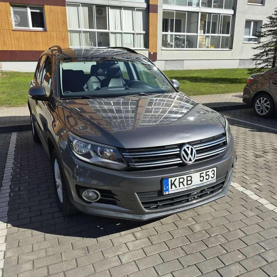 Grey Volkswagen Tiguan 2016 in Klaipeda, with an engine capacity of 1.98 L and mileage of 175 thousand km for 8200 €, photo 1 on AUTOMOTO.COM.LV
