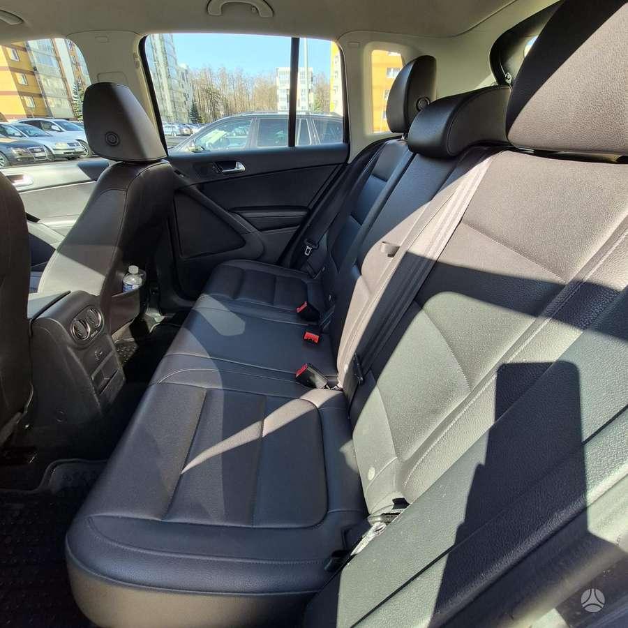 Grey Volkswagen Tiguan 2016 in Klaipeda, with an engine capacity of 1.98 L and mileage of 175 thousand km for 8200 €, photo 3 on AUTOMOTO.COM.LV