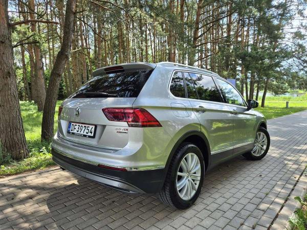 Pelēks Volkswagen Tiguan 2016 Utena, ar dzinēja tilpumu 1.97 L un nobraukumu 220 tūkst. km par 15490 €, foto 4 vietnē AUTOMOTO.COM.LV