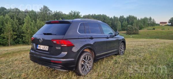 Pelēks Volkswagen Tiguan 2016 Rīga, ar dzinēja tilpumu 2.00 L un nobraukumu 240 tūkst. km par 12700 €, foto 3 vietnē AUTOMOTO.COM.LV