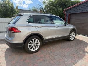 Grey Volkswagen Tiguan 2016 in Rezekne, with an engine capacity of 1.40 L and mileage of 132 thousand km for 16111 €, photo 5 on AUTOMOTO.COM.LV