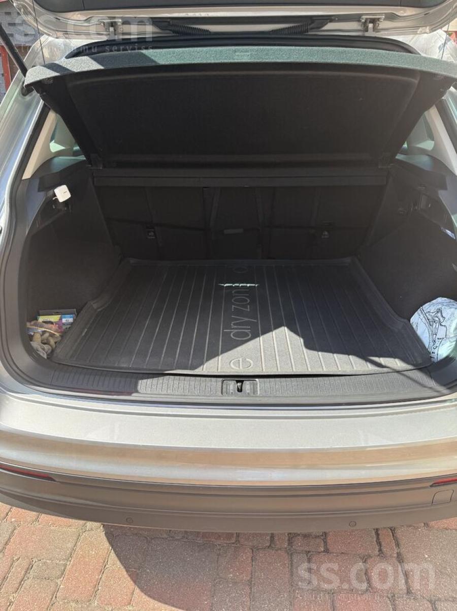Grey Volkswagen Tiguan 2016 in Rezekne, with an engine capacity of 1.40 L and mileage of 132 thousand km for 16111 €, photo 17 on AUTOMOTO.COM.LV