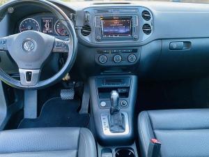 Pelēks Volkswagen Tiguan 2016 Trakai, ar dzinēja tilpumu 1.98 L un nobraukumu 100 tūkst. km par 8600 €, foto 7 vietnē AUTOMOTO.COM.LV