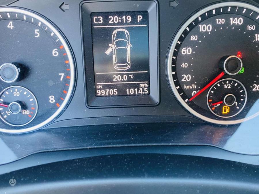 Pelēks Volkswagen Tiguan 2016 Trakai, ar dzinēja tilpumu 1.98 L un nobraukumu 100 tūkst. km par 8600 €, foto 8 vietnē AUTOMOTO.COM.LV