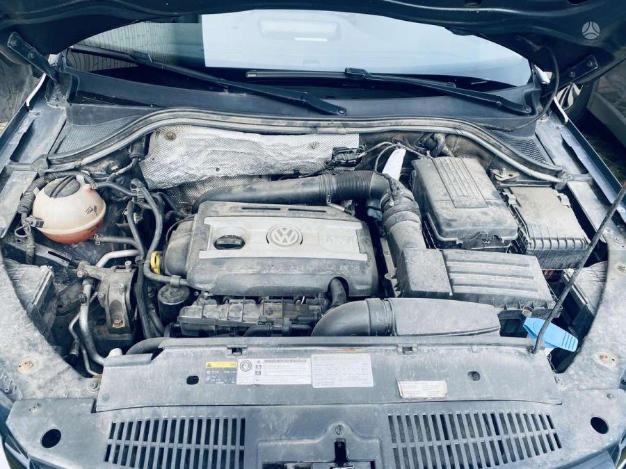 Pelēks Volkswagen Tiguan 2016 Trakai, ar dzinēja tilpumu 1.98 L un nobraukumu 100 tūkst. km par 8600 €, foto 14 vietnē AUTOMOTO.COM.LV
