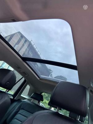 Grey Volkswagen Tiguan 2016 in Vilnius, with an engine capacity of 1.97 L and mileage of 217 thousand km for 14900 €, photo 27 on AUTOMOTO.COM.LV